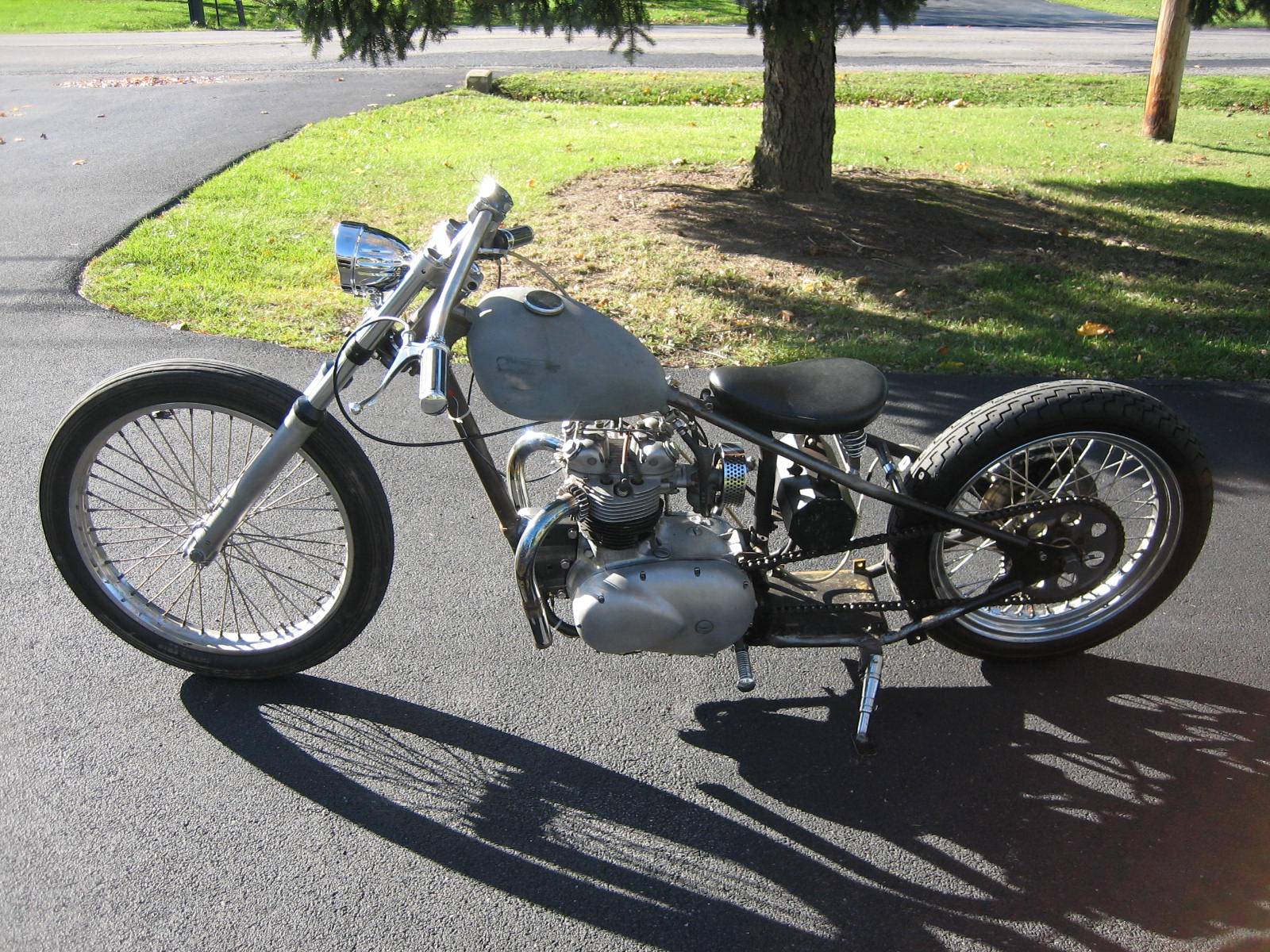 Chemical Customs: 1966 Triumph 500 chopper