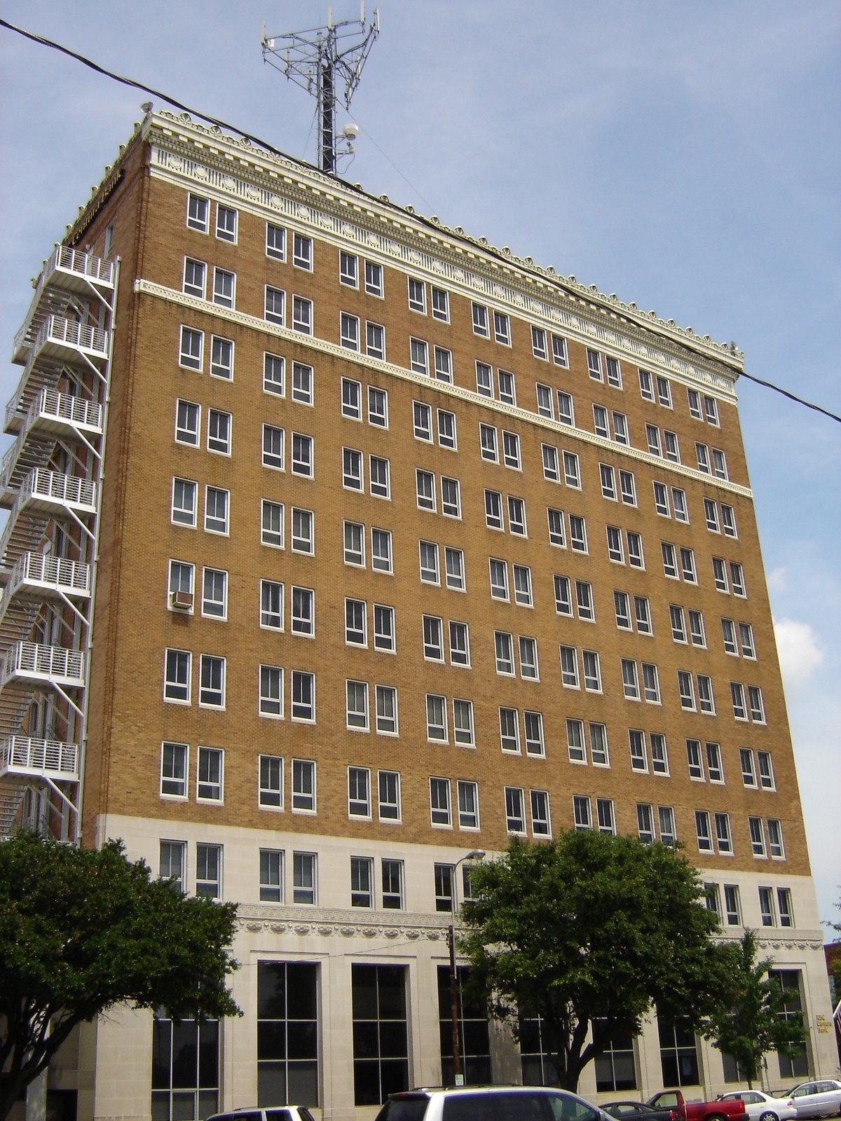 Floridan Blogger: T-Town photo of the day: AmSouth Bank Building in ...