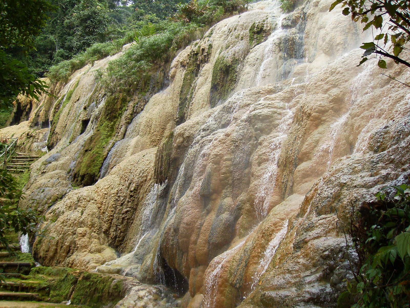 morin cirebon: pancuran pitu