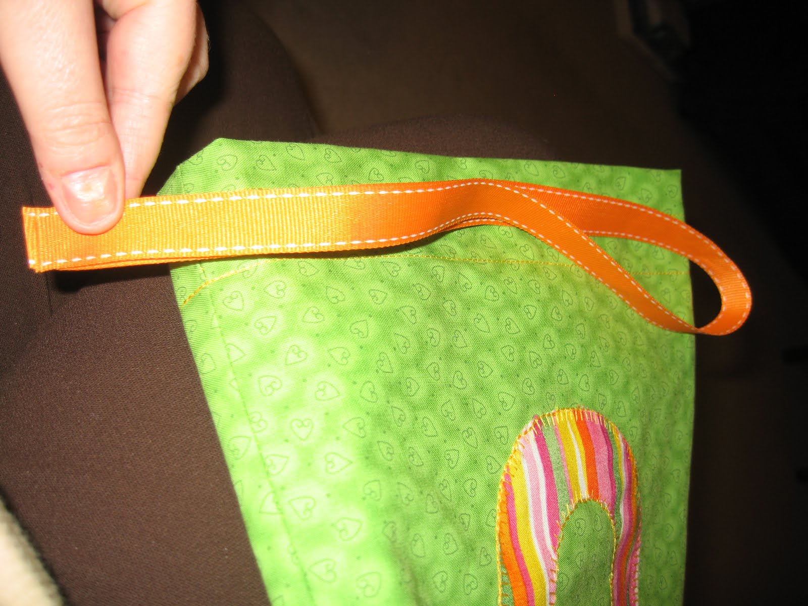 Liza & Dan's Bloggings: Tutorial - Lined Drawstring "Fat Quarter" Pouch