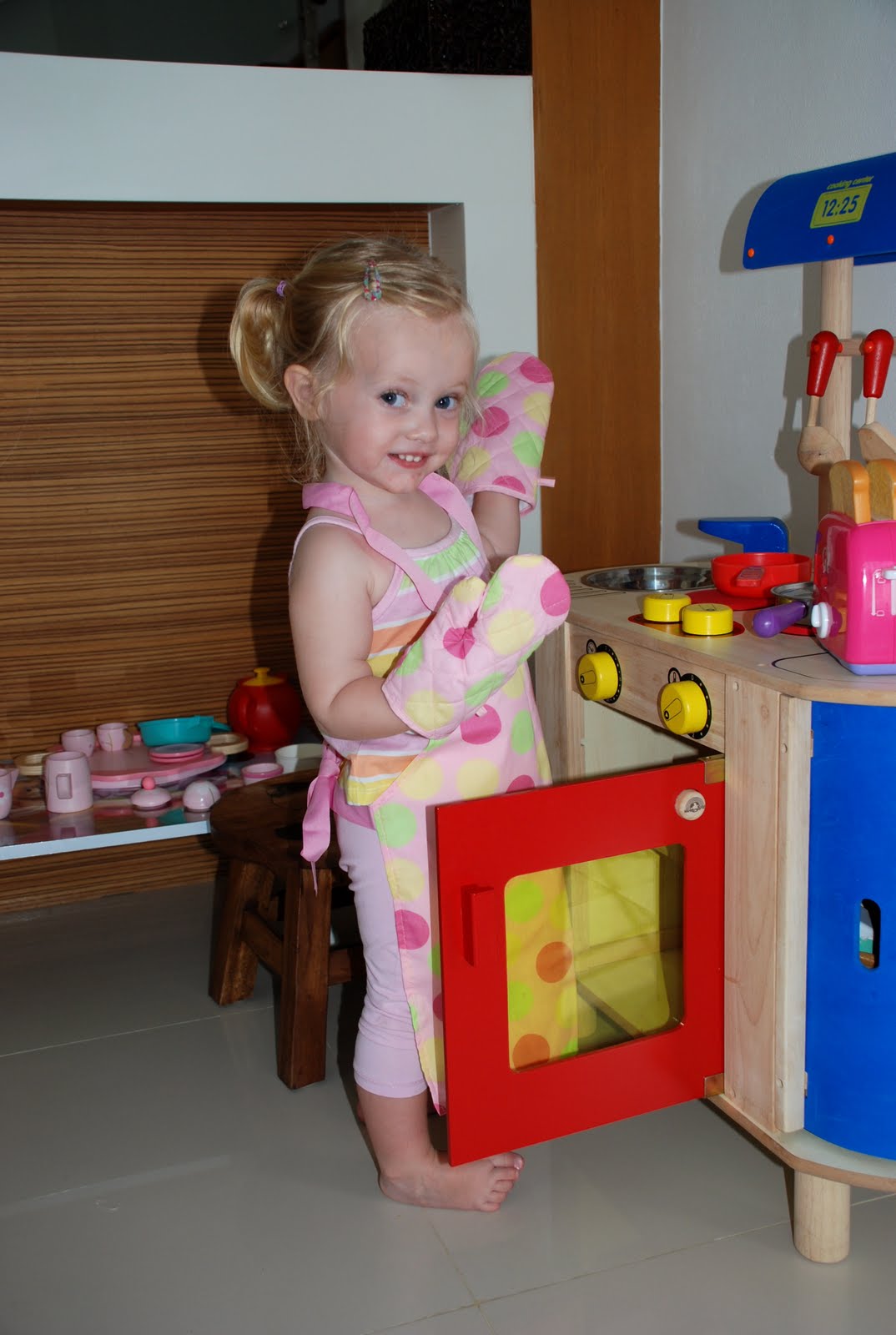 neve lilly anderson