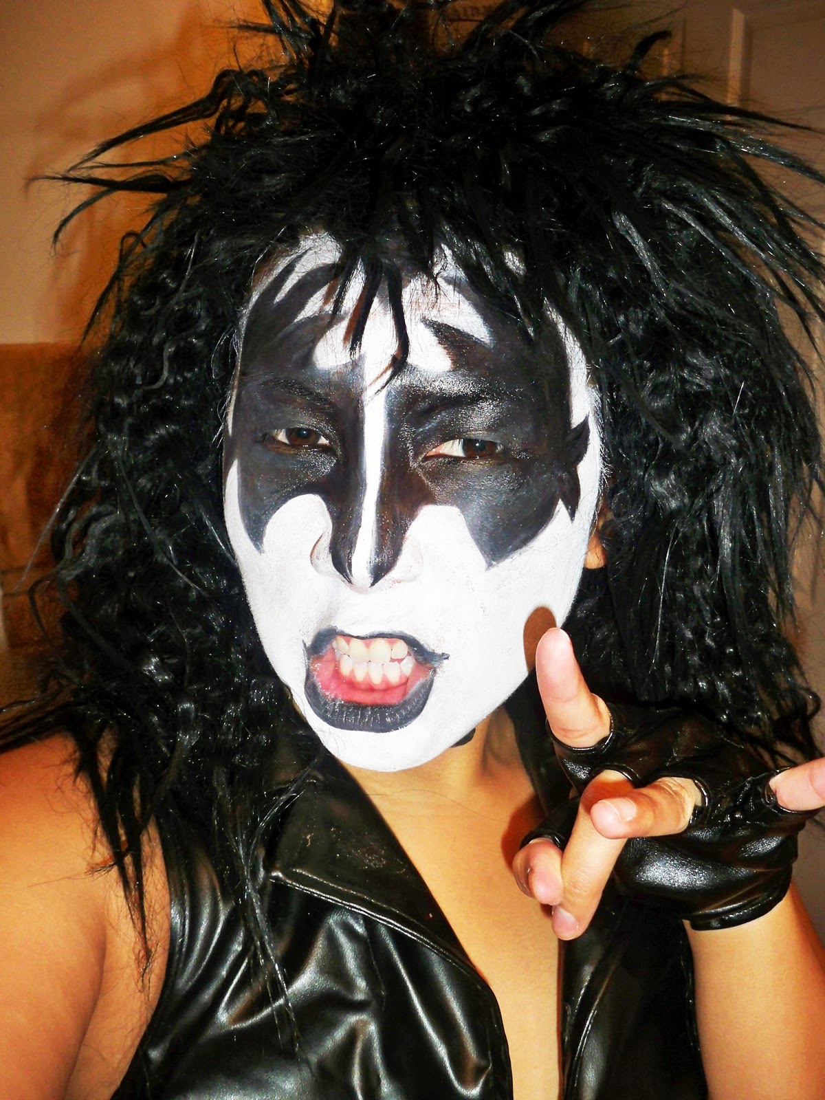 Halloween Makeup - KISS Rock Star Tutorial | Makeup By RenRen