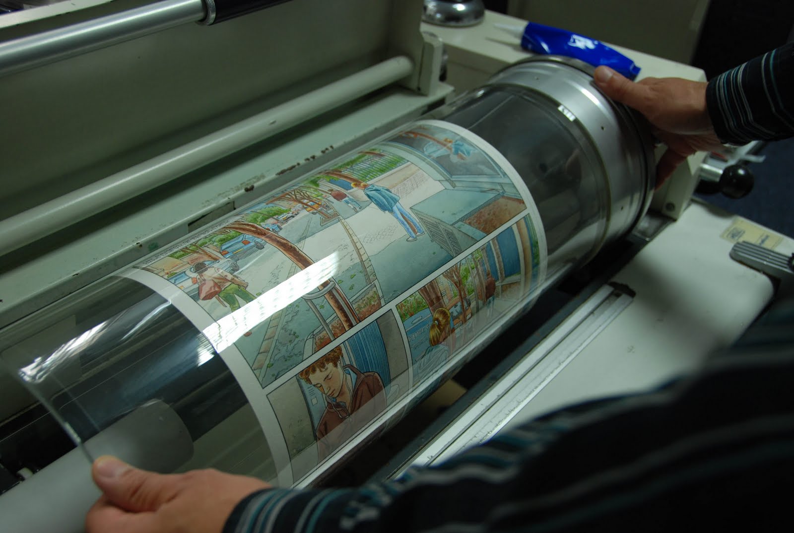 LES BD DE TITO: La photogravure pour "Les carnets de Laura"