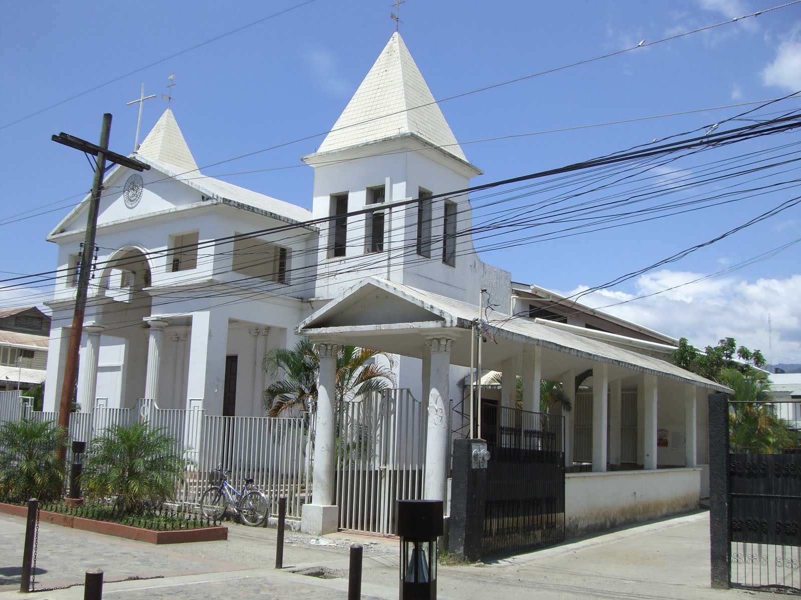 FOTOS DE HONDURAS: Las Mercedes Catedral, El Progreso,(the Mercedes ...