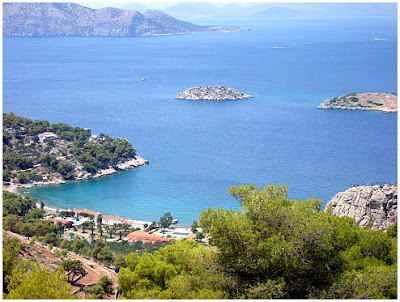 GREEK COLOR: The Color of Dokos