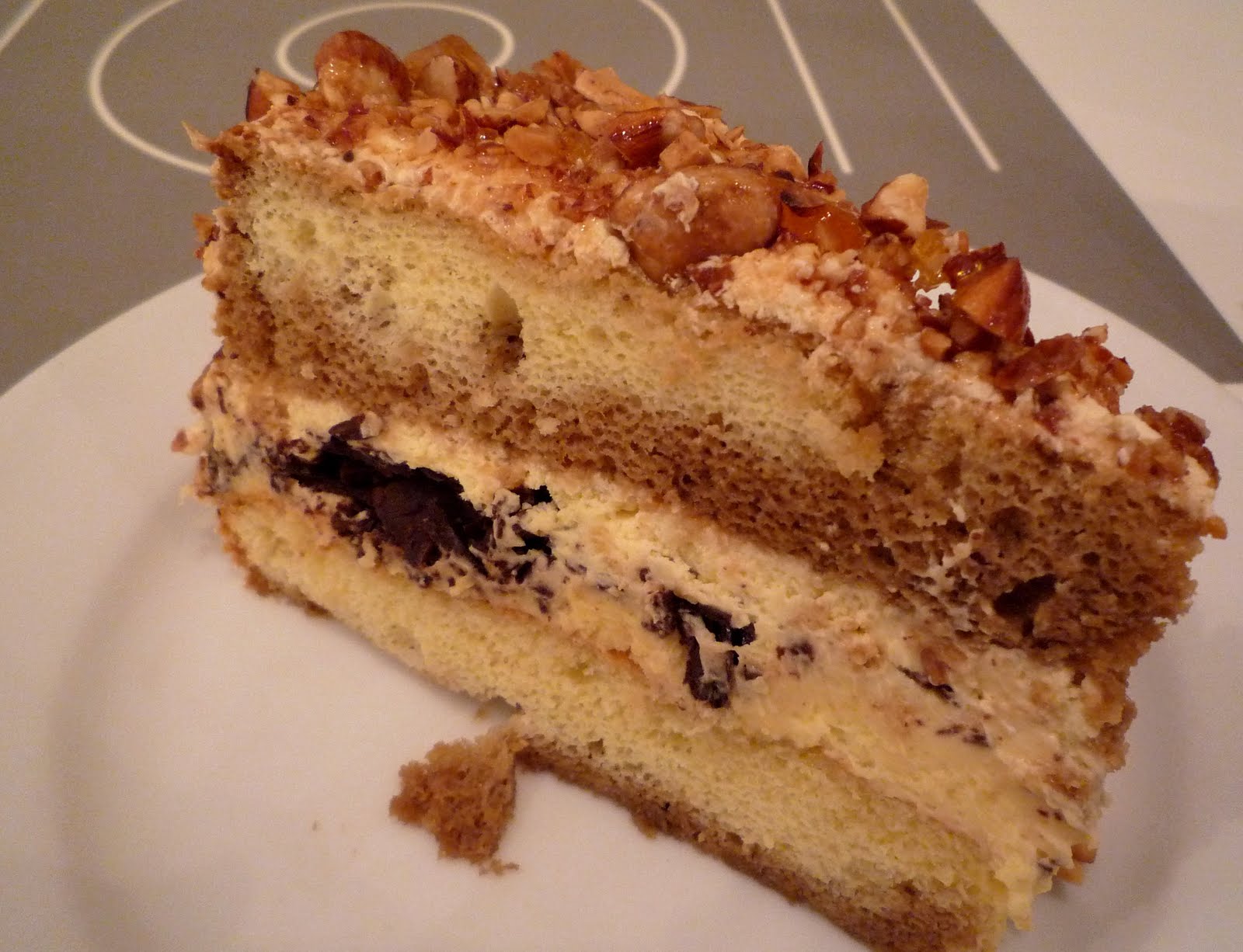 A Coffeeholic's Travel Tale: Tiramisu at Alexis Bistro, The Gardens