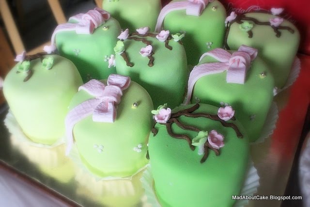 Mad About Cake: Hantaran kek- Hantaran Cakes