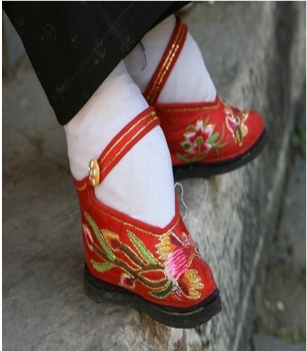 Kinaforum : Old China: Bound Feet and Bad Smell