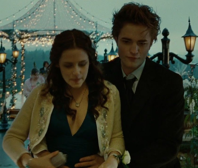 ROBSTENsessed -BilingualBlog: BELLAWARD CAPS 'TWILIGHT' - PROM SCENE