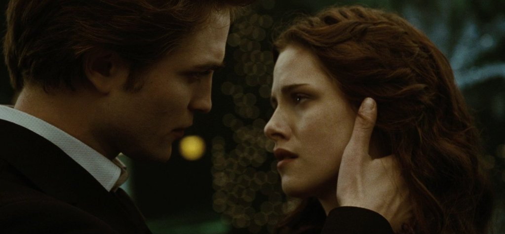 ROBSTENsessed -BilingualBlog: BELLAWARD CAPS 'TWILIGHT' - PROM SCENE