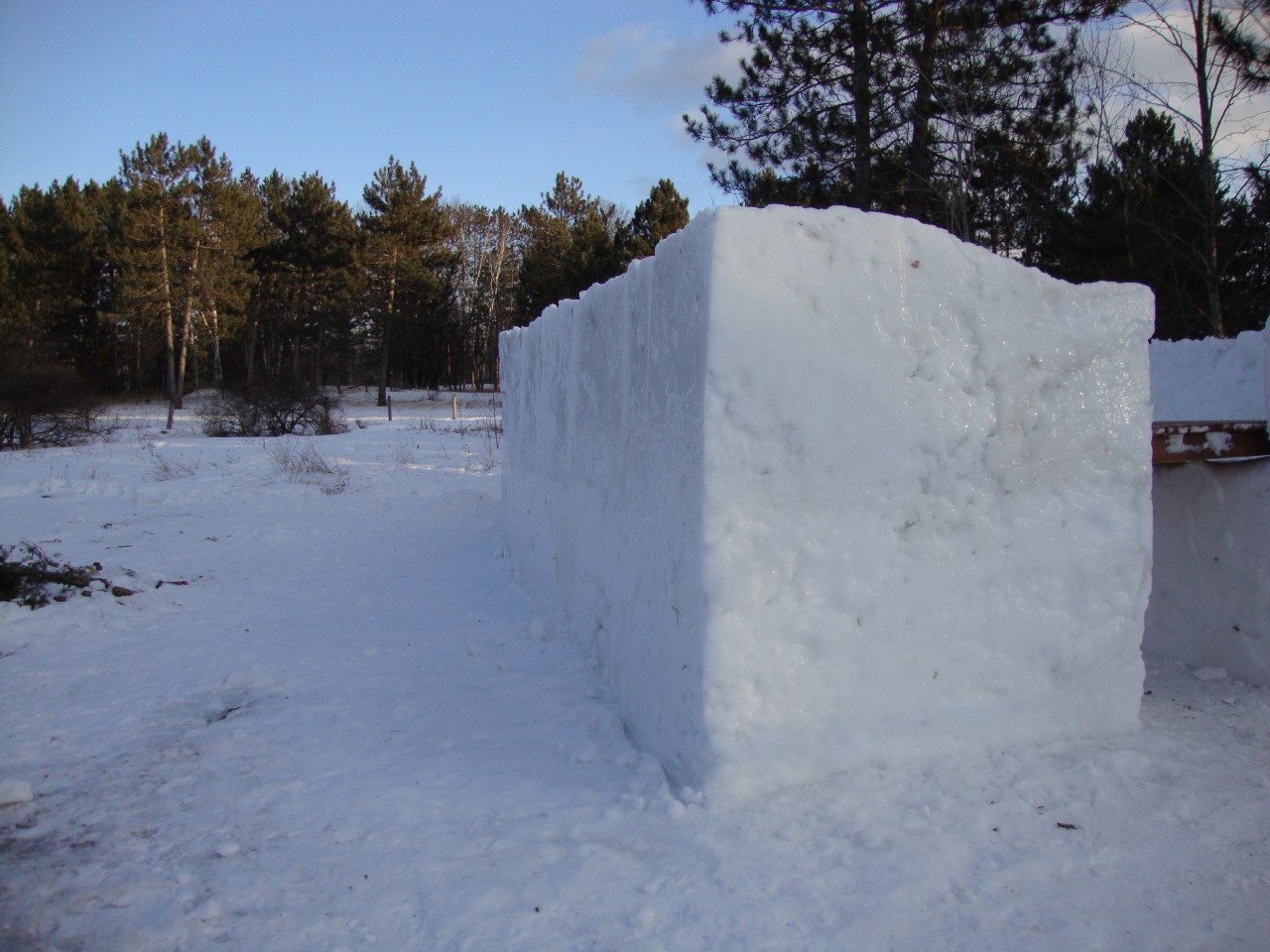 JAZ Team: Snow Forts