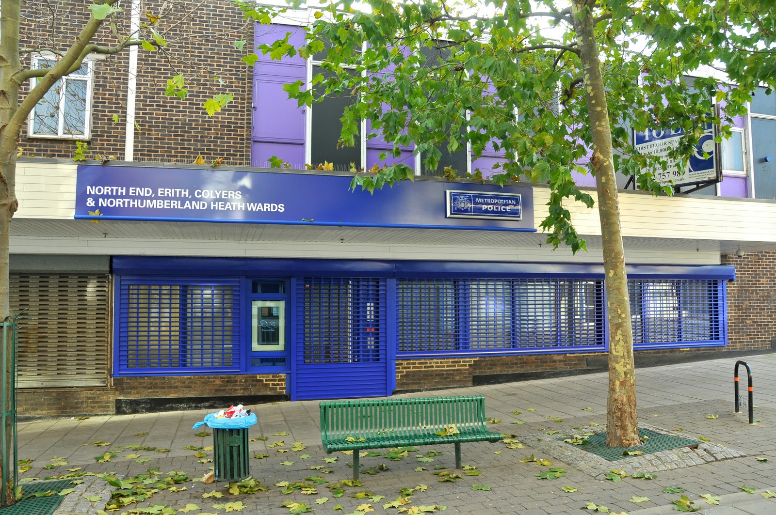 Arthur Pewty's maggot sandwich: Pavement pizza season