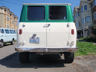 neilwaukee: holy crap a 1966 chevy van pulled up and stole my heart