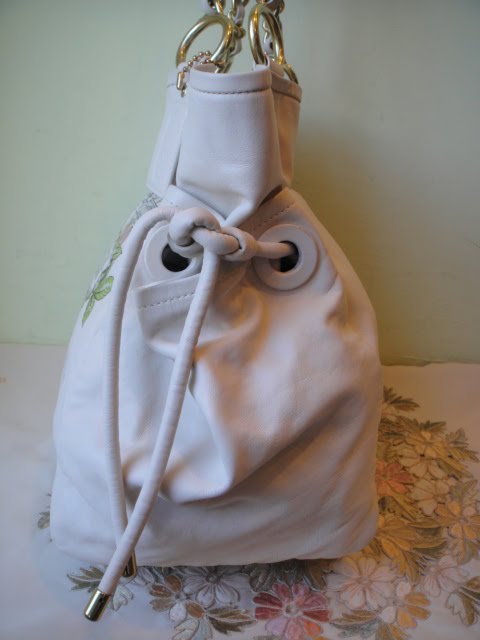 My Secret - 2U: Coach