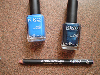 El libro de conjuros de Tita Hellen: Frodo, píntate las nails!