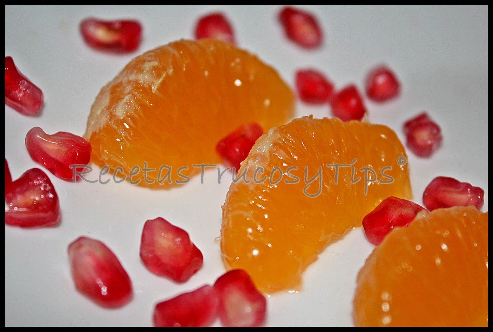 Dulce con sabor otoñal acompañado de mandarina y granada | Recetas ...