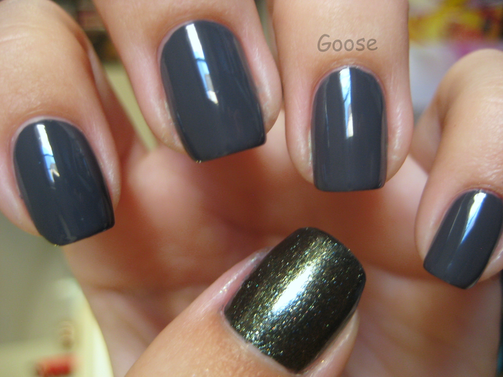 Goose's Glitter: Zoya Kelly Swatches and Review