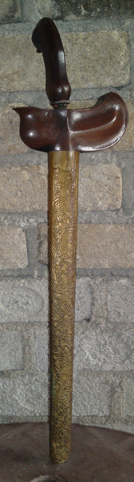 Mata Besi: Keris Jawa Antik Lok 5 Berpamor