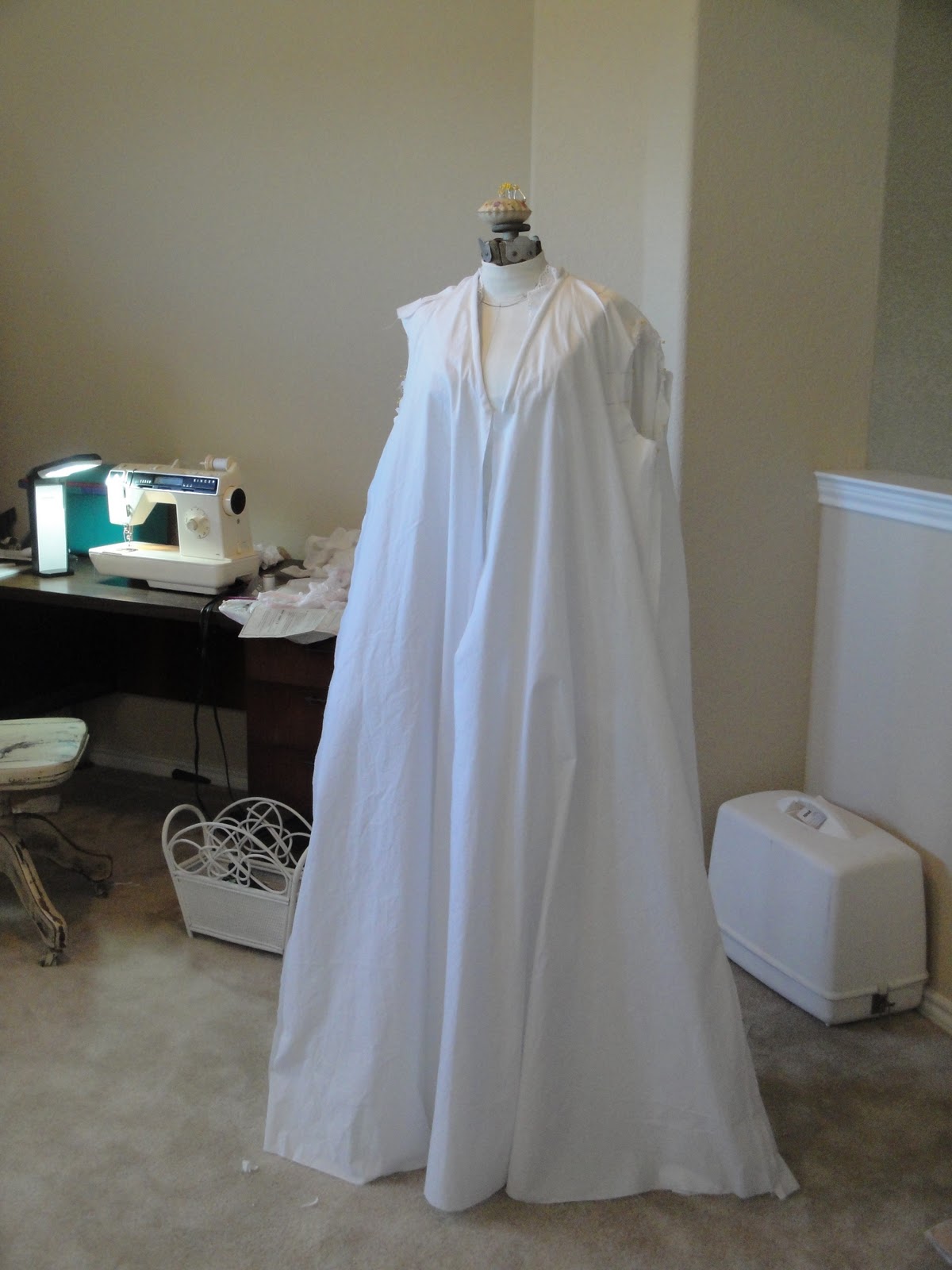 Vintage Linen Treasures: Victorian Robe