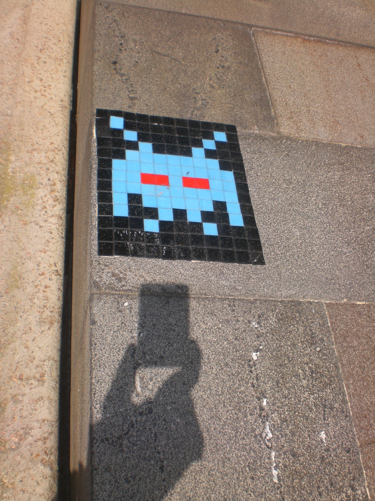 Global Graffiti Wall: Invader