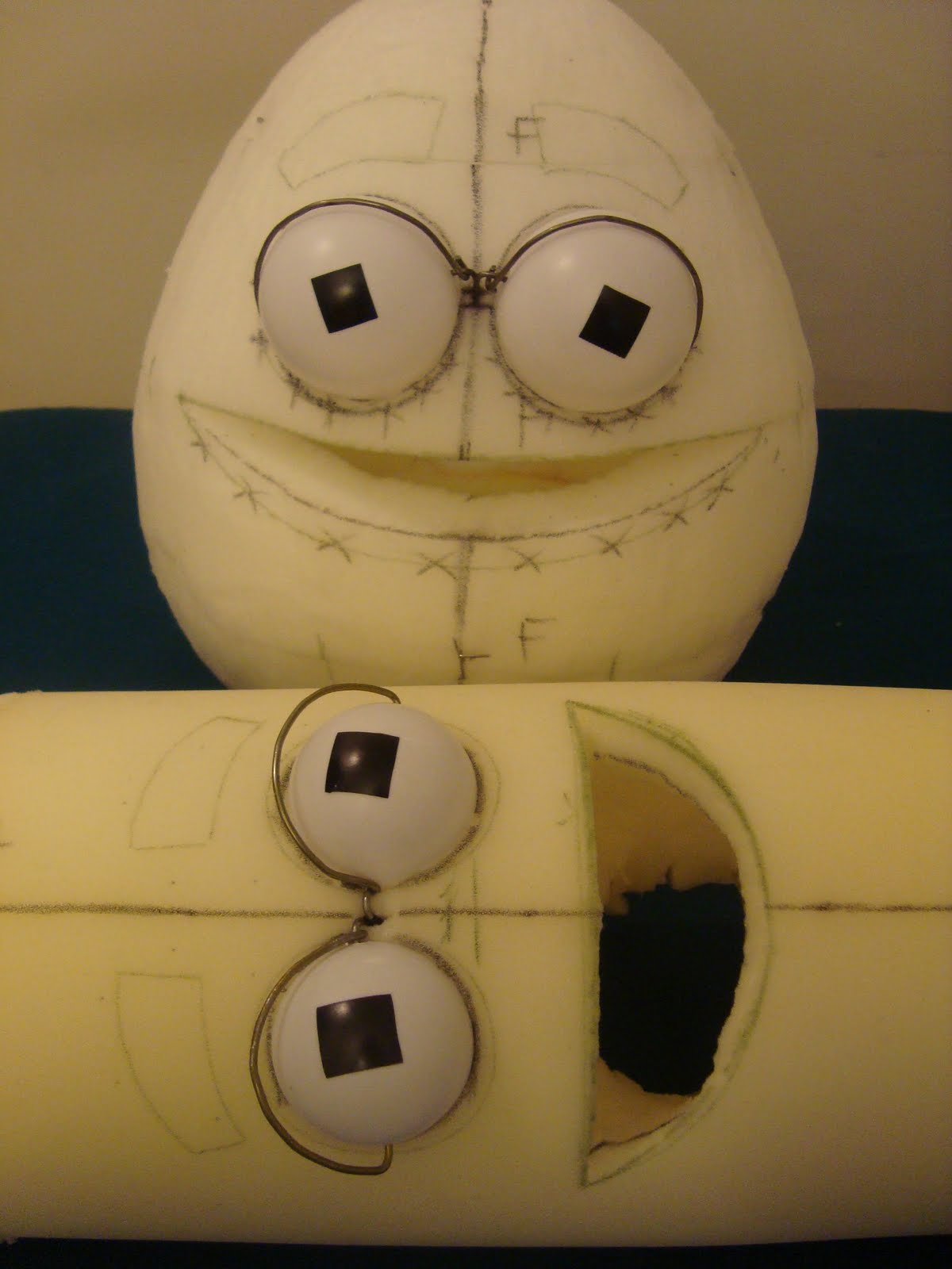 Double Rainbow Puppets: Eye Blink Rigs complete!