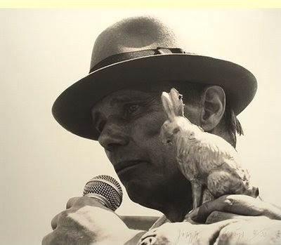 The Red Note: I love Joseph Beuys, so much!