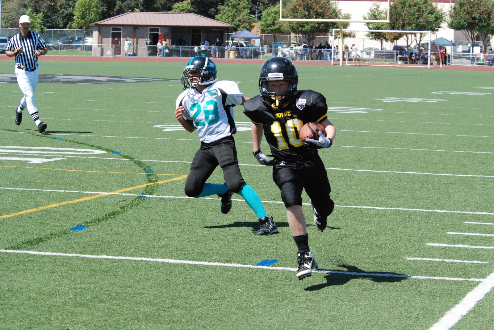 Novato Sports Blog: 2010 Game 2: Yellow Jackets vs. San Jose Sharks