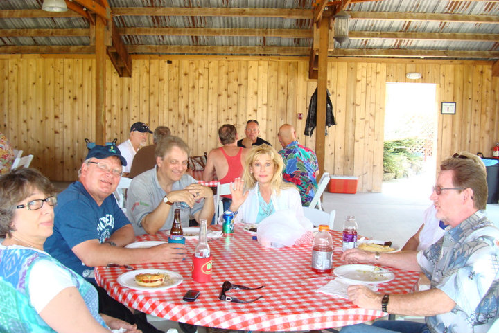 Snohomish High School Class of 1970: Renee Hibbert Greenleaf Reunion ...