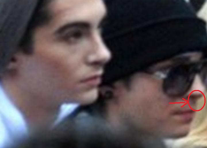 tokiohotel-detodounpoco: Bill y Tom Kaulitz con nuevos piercing’s ...