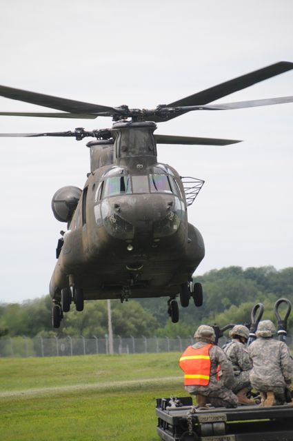 Free to Live : Chinook Sling Load Training