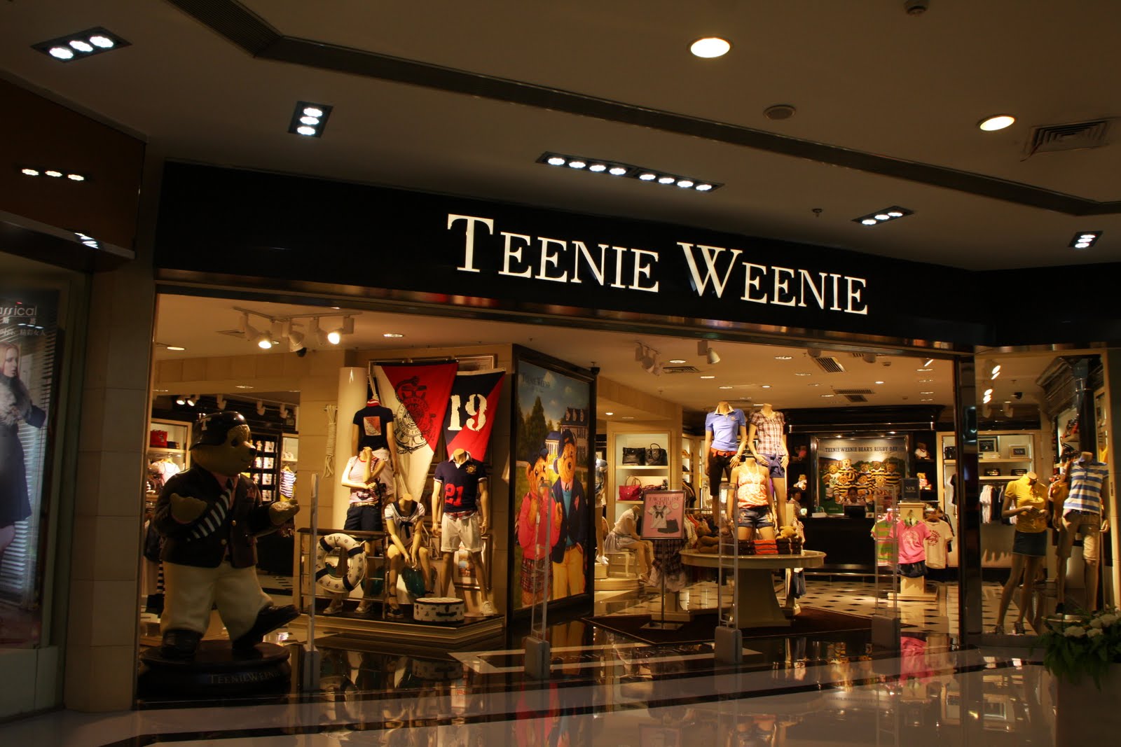 Yol∞: traveling and life and stuff: teenie weenie