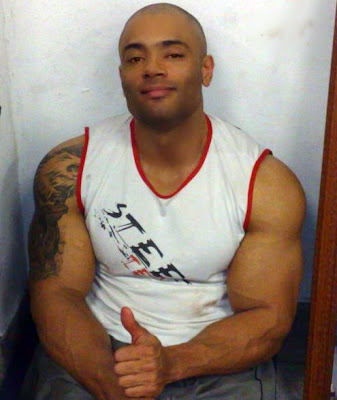 DAVID DUST: Featured Bodybuilder - Julio Cesar Balestrin