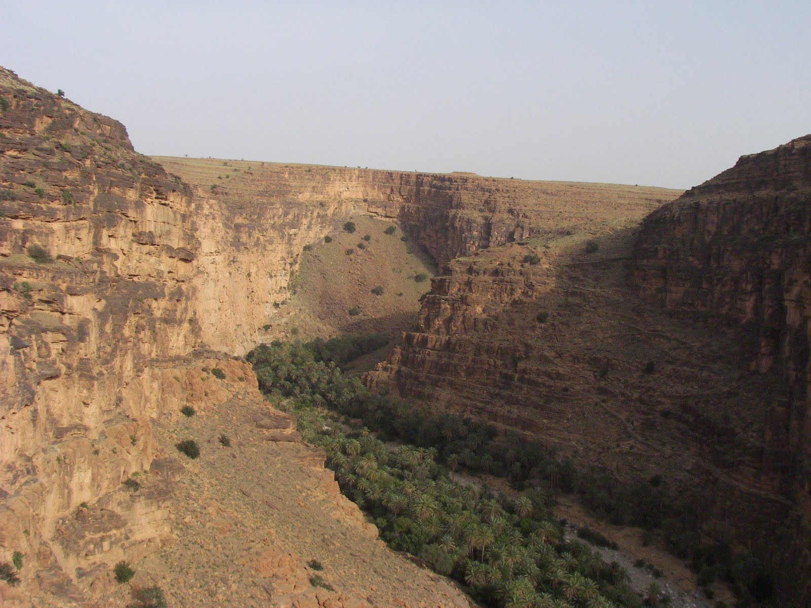 VIAJAR POR MARRUECOS: Amtoudi id Aissa