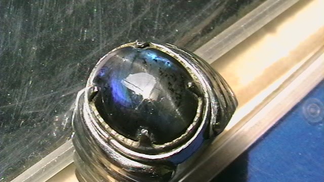 Koleksi Batu Mulia: Batu Intan Bumi Langka (SOLD)