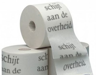 De Antwerpse Koerier: Een job bij (of schijt aan) de overheid...