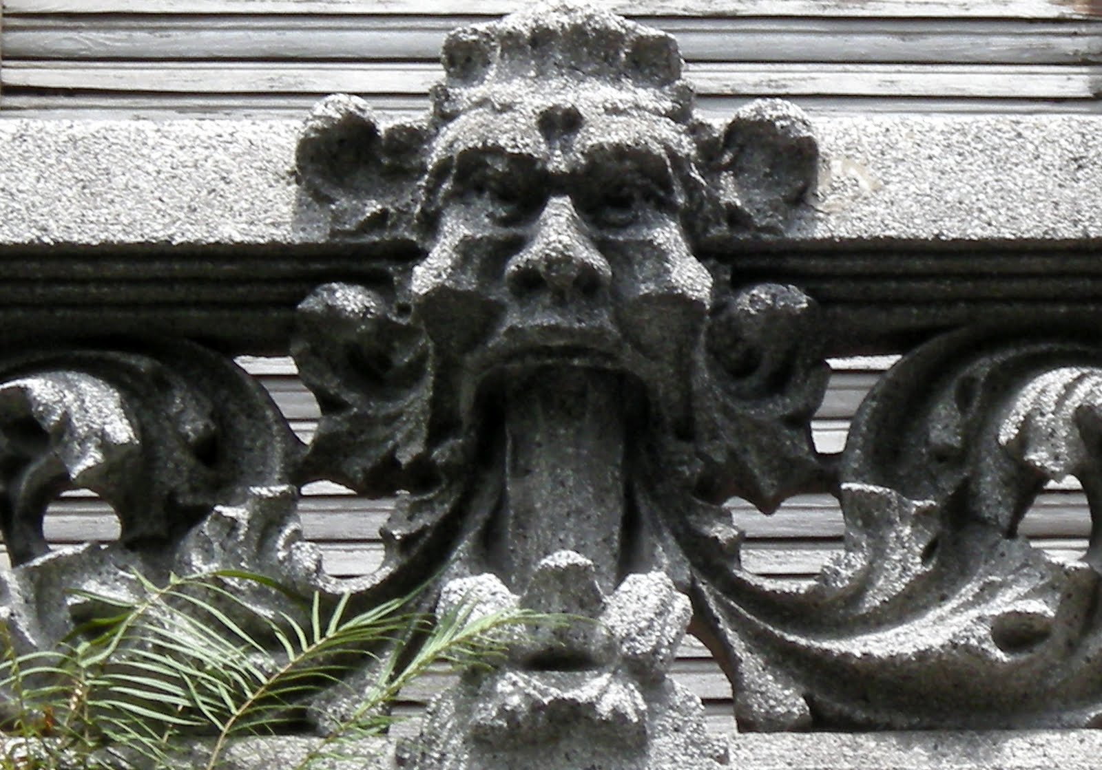 aRQUItectuRIZAdo: Casa Calise, obra de Virginio Colombo con esculturas ...