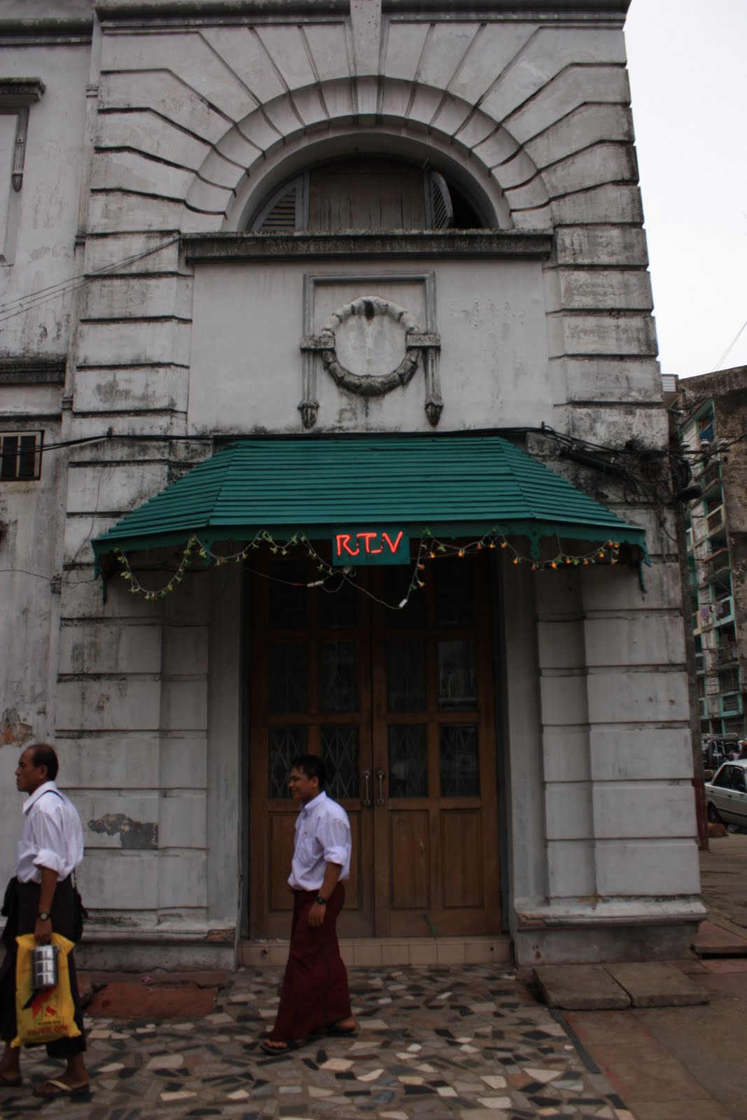 The Southeast Asia Movie Theater Project: The Cathay Cinema - Yangon ...