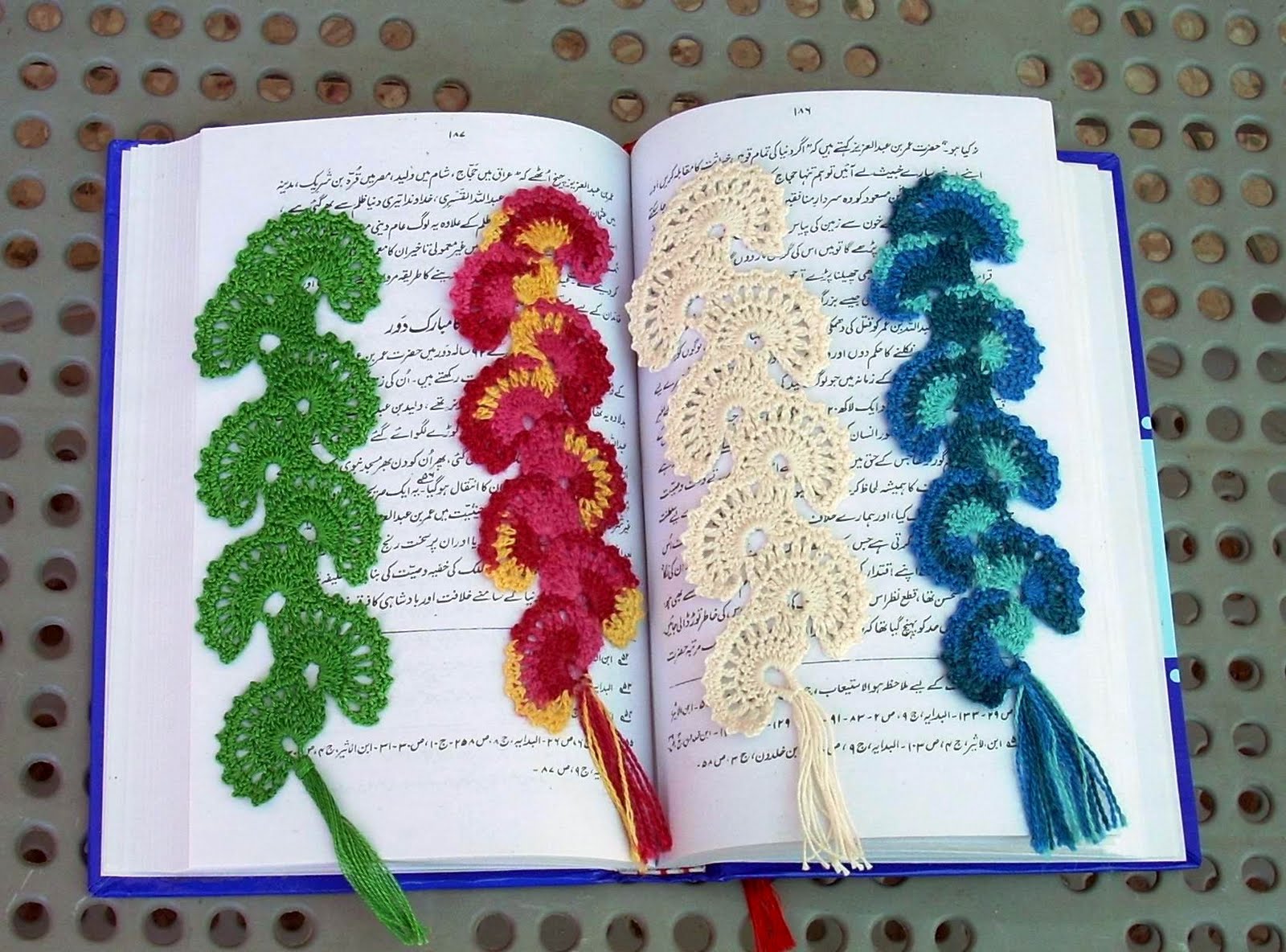 Umme Yusuf: Fan Bookmarks