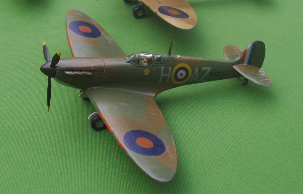 FalkeEins - My Modelling Blog: Airfix Spitfire Mk 1 series in 72nd scale