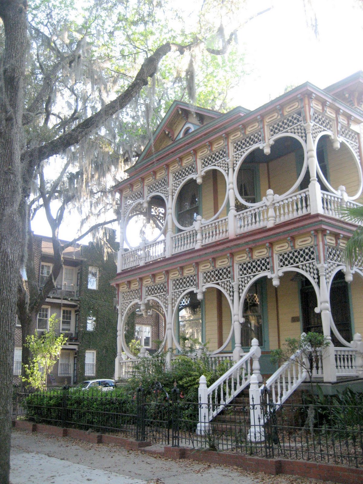 love you in the fall ;: savannah neighborhoods (part two)
