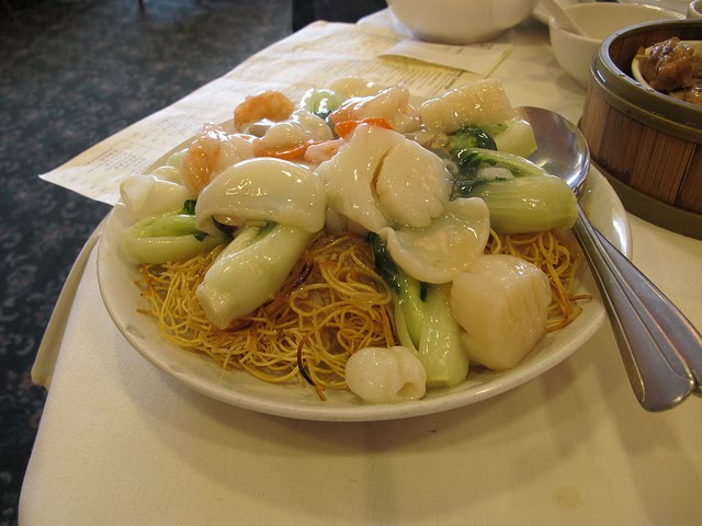 Full Noodle Frontity: Noodles du Jour: Hong Kong Style Seafood Chow ...