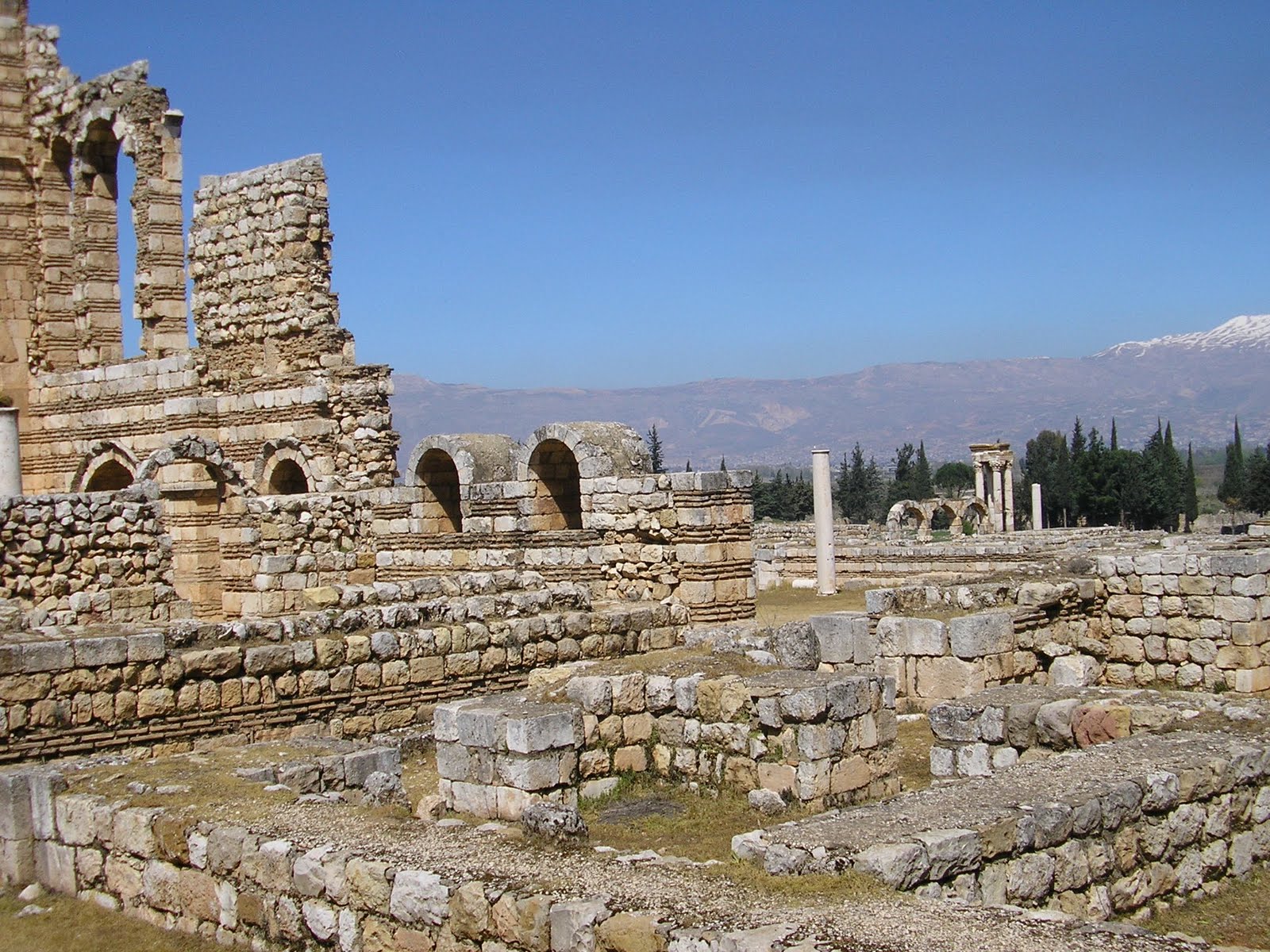 dairyspecialistinrussia: Historic Sites in Lebanon