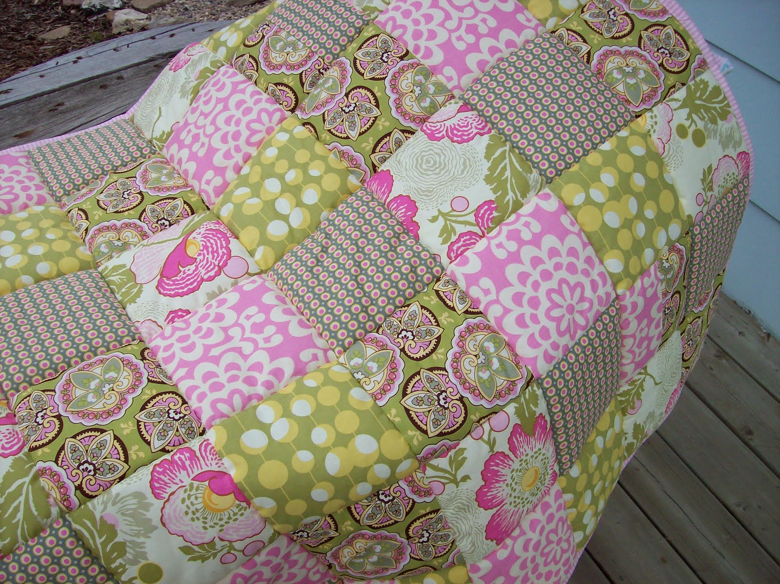 Happy Modern Quilts: Photographing Quilts