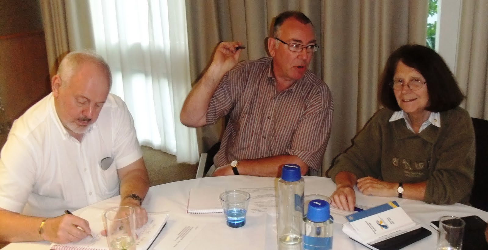 Diary of District 1220 Governor Val Leivers: August 2010