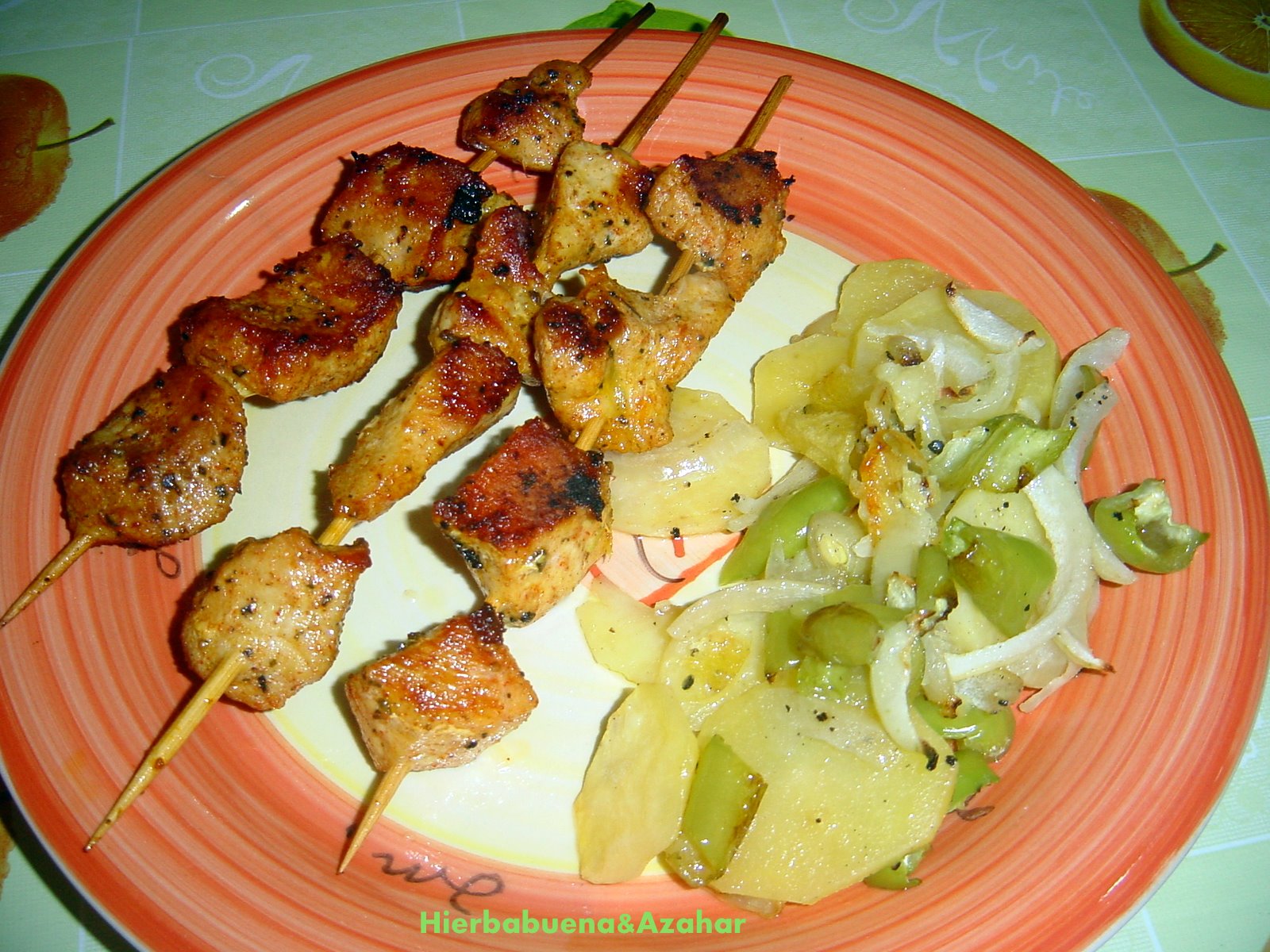 Hierbabuena y azahar: PINCHOS MORUNOS