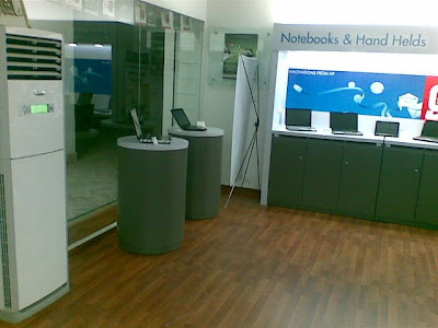 HP (Hewlett-Packard): Hp Showroom Pictures