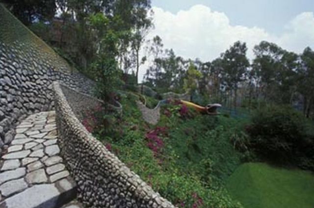 Snake Shaped House - 33 Pics | home appliance