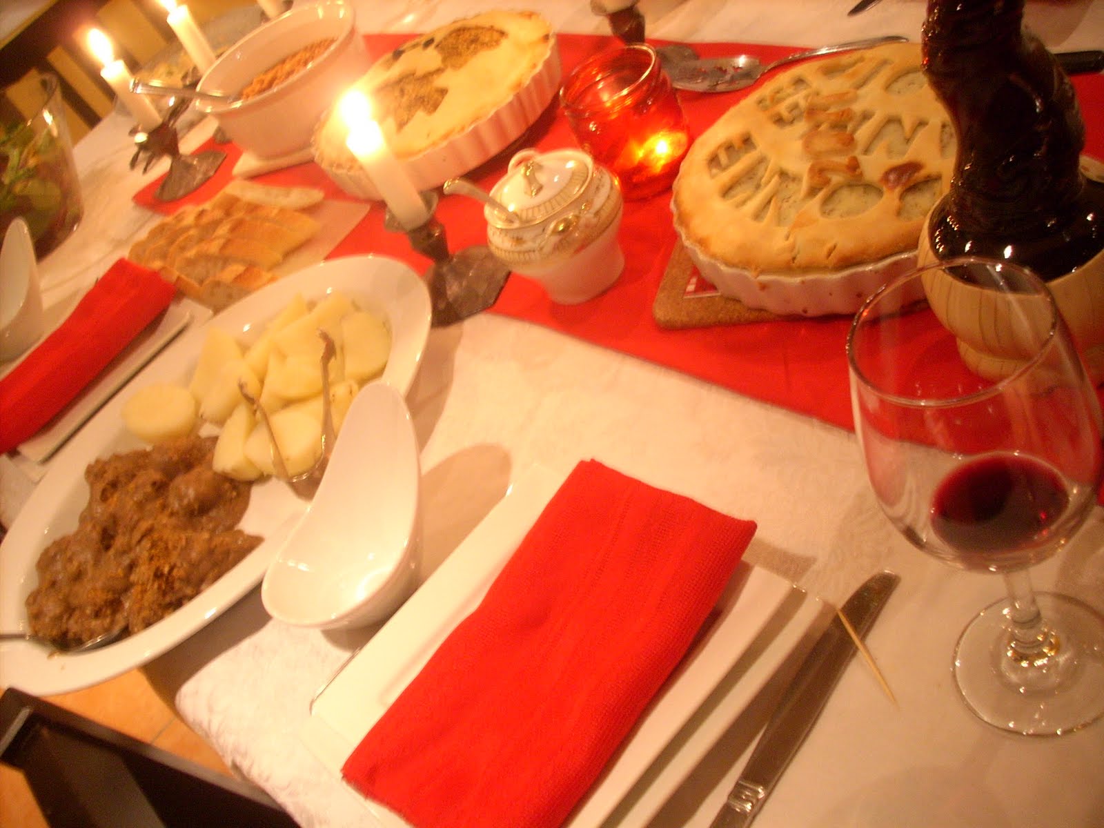 Repas du jour de l'an dans la plus pure tradition............ et végé!