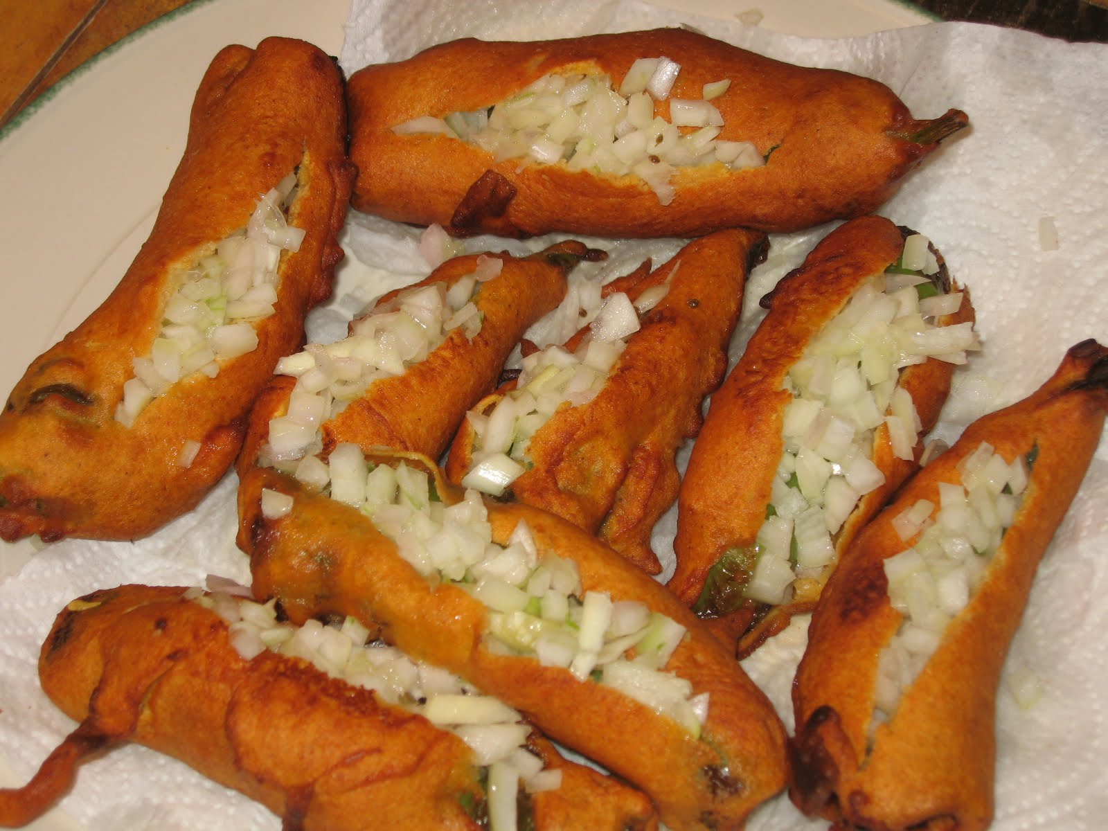 Indian Hot Recipes: Andhra Chilli Bajji