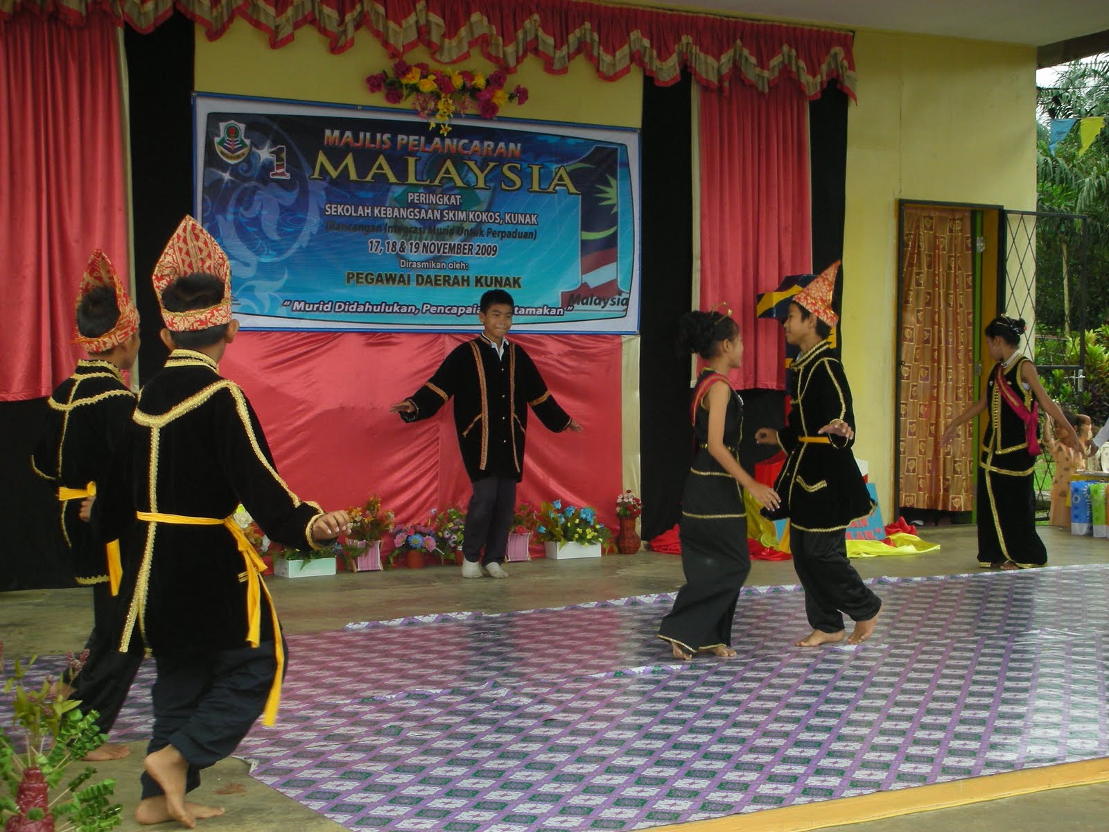 RIMUP SK SKIM KOKOS KUNAK: Tarian Sumazau ( Kadazan/Dusun )
